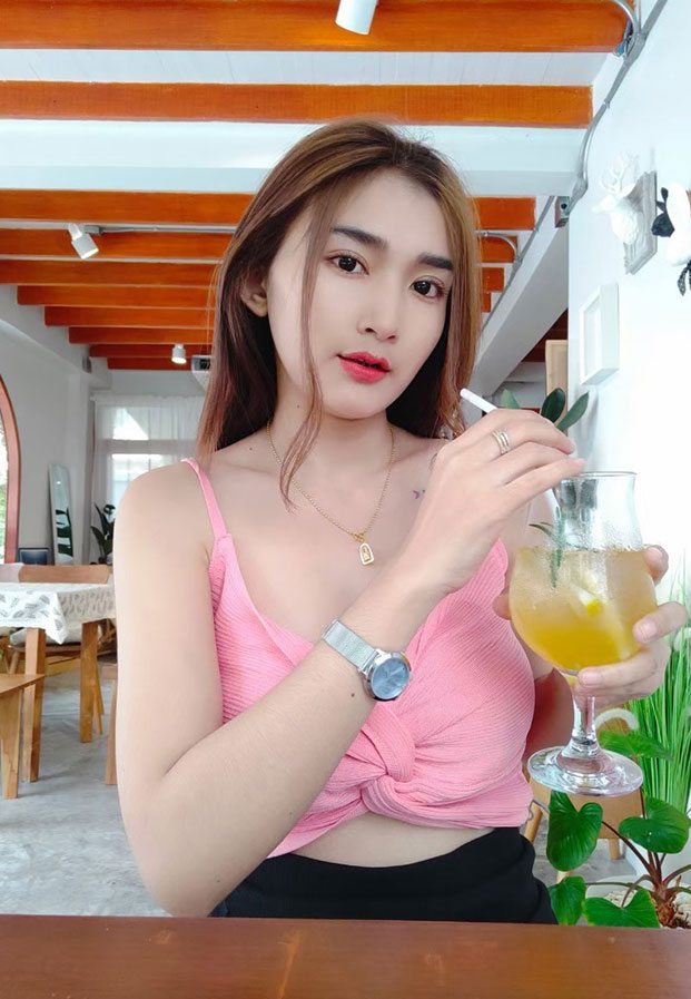 เปิดวาร์ป Pennapa Kaewwaleesuk สาวสวยลุคผมสั้นสุดเซ็กซี่